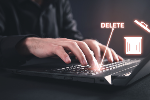 How To Delete A Screenshot - SearchInventure